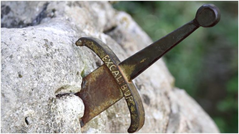 Baxcalibur Science & Design: A Chilling Tale of Swords, Fire & Ice ...